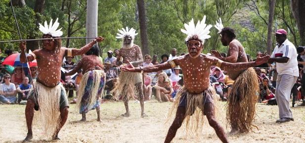 Cape York, Thursday Island, Weipa, Laura Dance, Daintree, Quinkan Rock ...