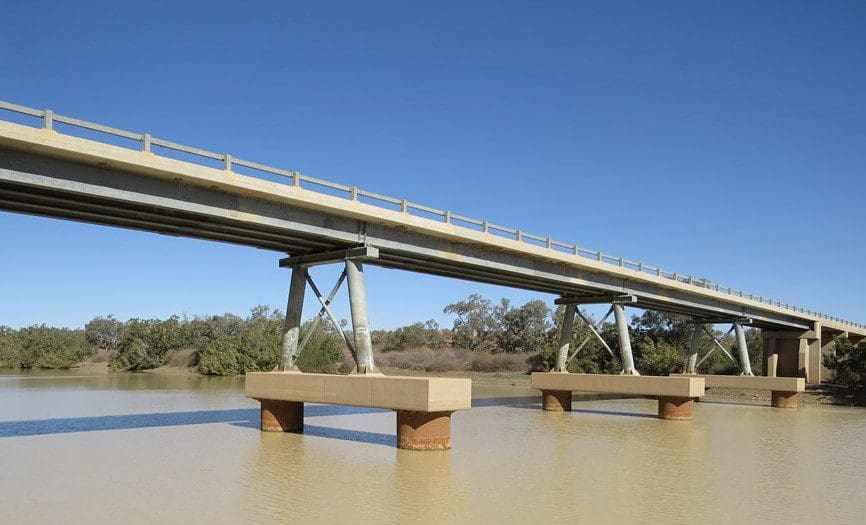 Cooper Creek Lake Eyre Floods Nappa Merrie Burke and Wills Bridge ...